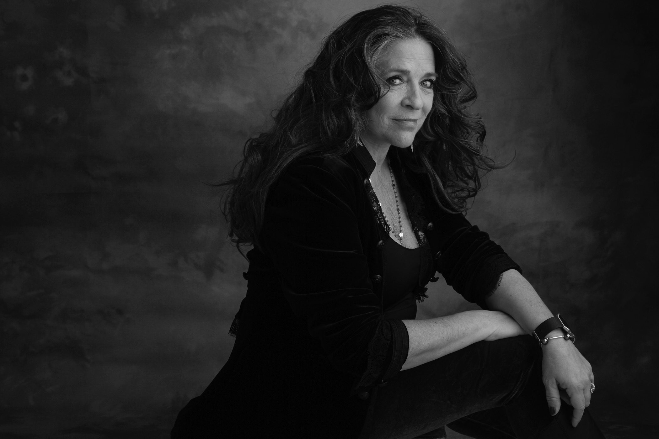 Carlene Carter says farewell to SYV with show at Standing Sun - Santa ...
